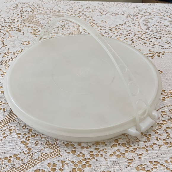 Tupperware | Kitchen | Vintage Tupperware 45 Divided Traysnack Caddy ...